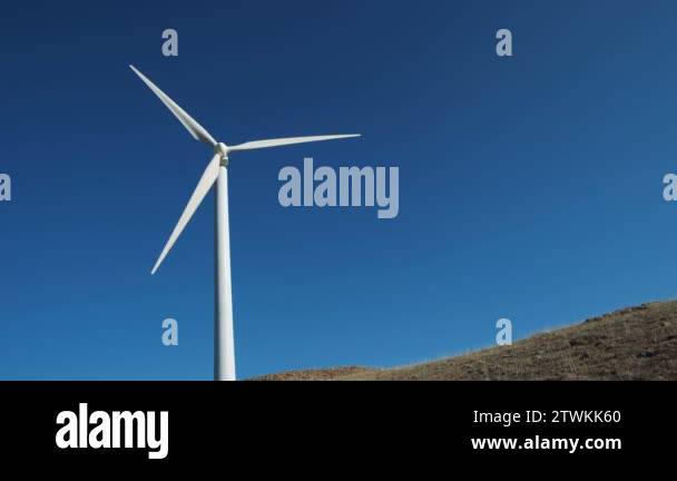Windy power station Stock Videos & Footage - HD and 4K Video Clips - Alamy