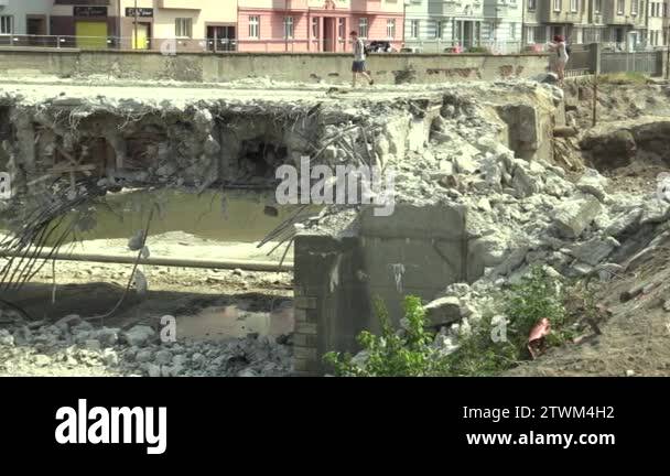 Demolition man woman Stock Videos & Footage - HD and 4K Video Clips - Alamy