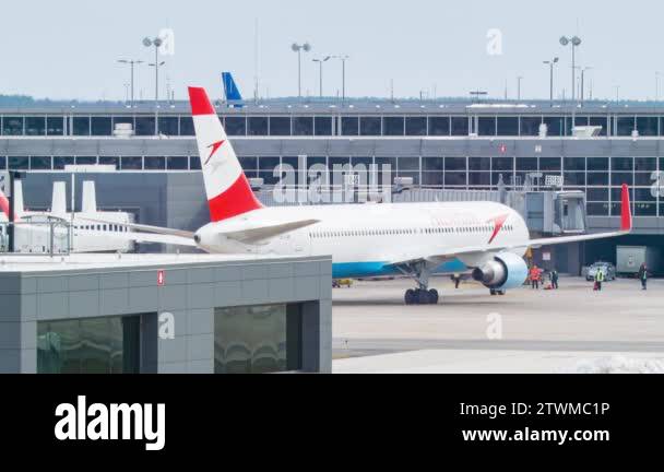 Austrian Airlines Boeing 767 Jet Airliner Arriving at Terminal Gate of ...