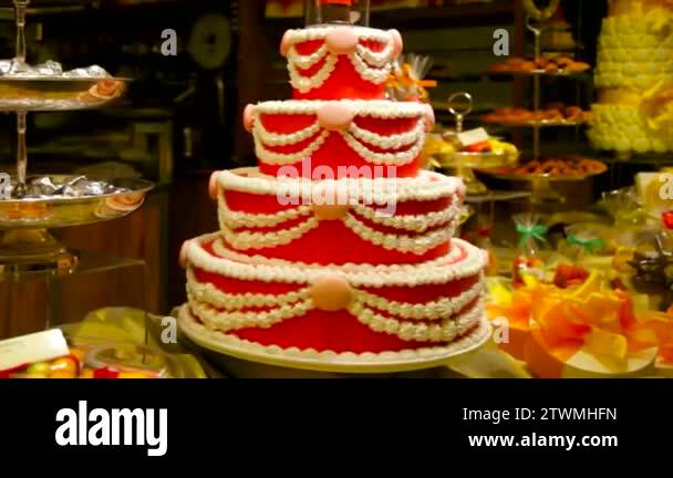 Big cake Stock Videos & Footage - HD and 4K Video Clips - Alamy