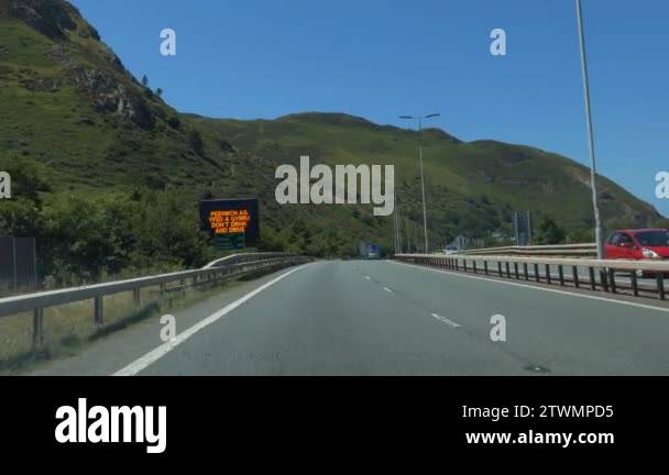 Welsh language road sign Stock Videos & Footage - HD and 4K Video Clips ...