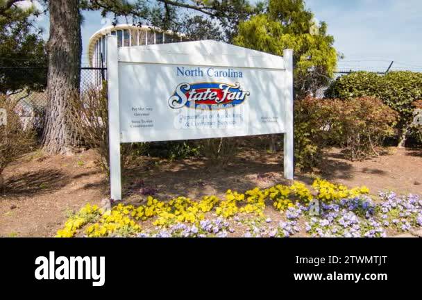 Fair signage Stock Videos & Footage - HD and 4K Video Clips - Alamy