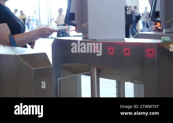 Entrance with e-pass. Media. Automatic checkpoint with contactless ... Entrance with e-pass. Media. Automatic checkpoint with contactless ...