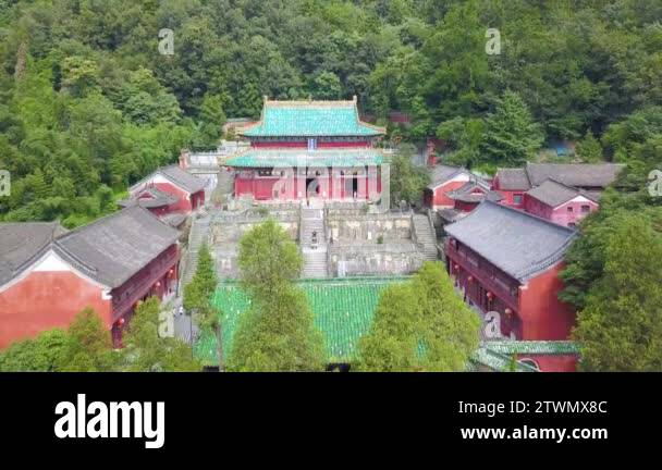 The Grand Hall inside Purple Heaven Palace. A beautiful ancient Taoist ...