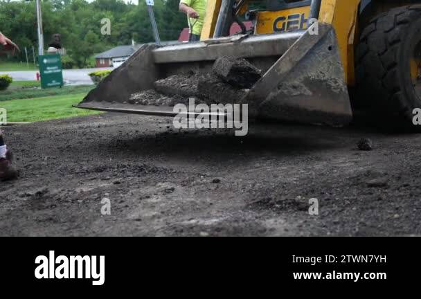 Broken front loader Stock Videos & Footage - HD and 4K Video Clips - Alamy