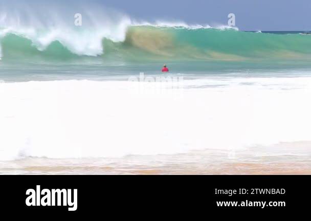 People ducking Stock Videos & Footage - HD and 4K Video Clips - Alamy