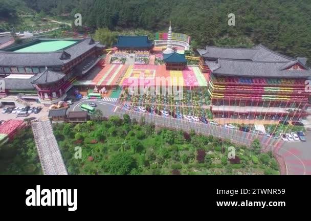 Lotus Lantern Festival in Samgwangsa Temple, Busan, South Korea, Asia / Lotus Lantern Festival ...