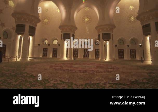 Sheikh Zayed Grand Mosque is one of the six largest mosques in the ...