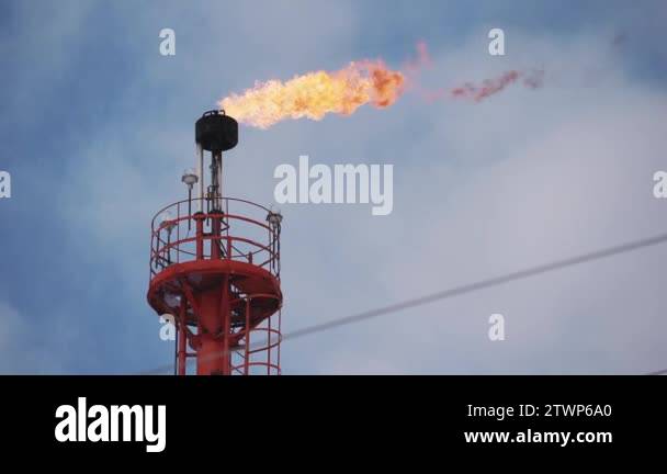 Gas flare flame Stock Videos & Footage - HD and 4K Video Clips - Alamy