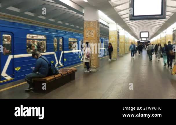 Minsk metro Stock Videos & Footage - HD and 4K Video Clips - Alamy