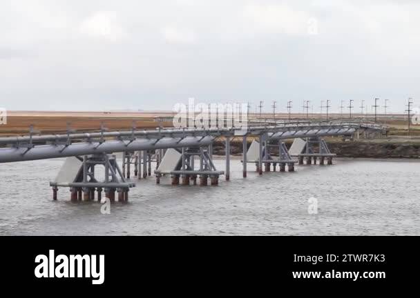 Pipe crossing Stock Videos & Footage - HD and 4K Video Clips - Alamy