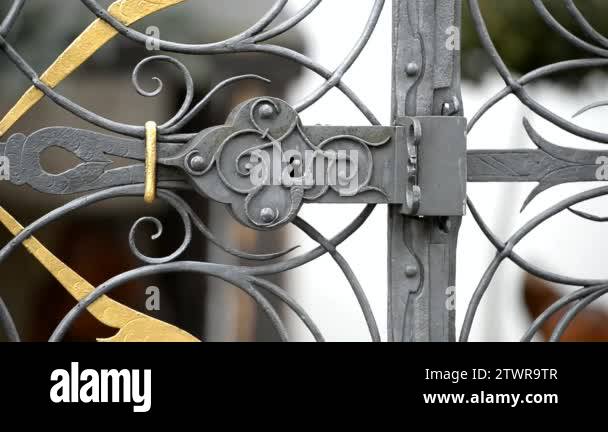 Use lock Stock Videos & Footage - HD and 4K Video Clips - Alamy