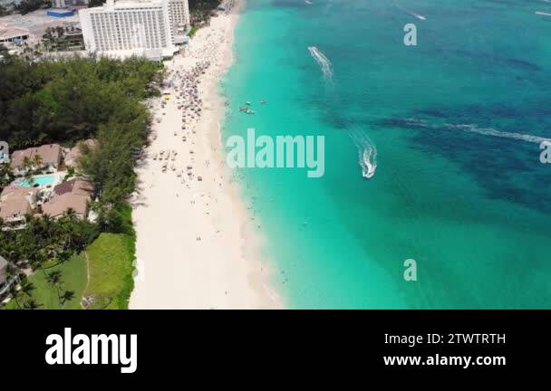 Paradise Island, Bahamas - Beautiful turquoise-water beach, hotels and ...