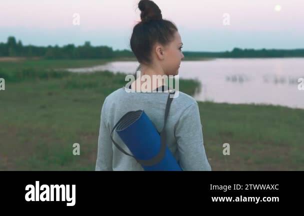 Practice girl Stock Videos & Footage - HD and 4K Video Clips - Alamy