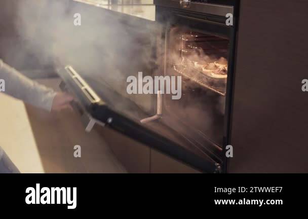 Overcooked food Stock Videos & Footage - HD and 4K Video Clips - Alamy