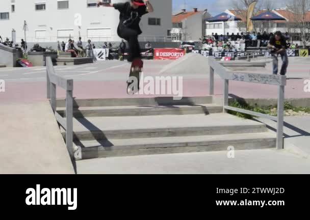 Alex Sweeney Stock Video Footage - Alamy