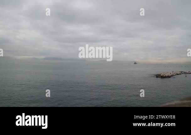 Bay of napoli Stock Videos & Footage - HD and 4K Video Clips - Alamy