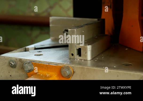 Production of pvc windows, machine for gluing the corners of the pvc ...