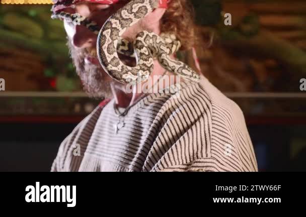 Snake on the mans face. Terrible video with snakes in role of domestic ...