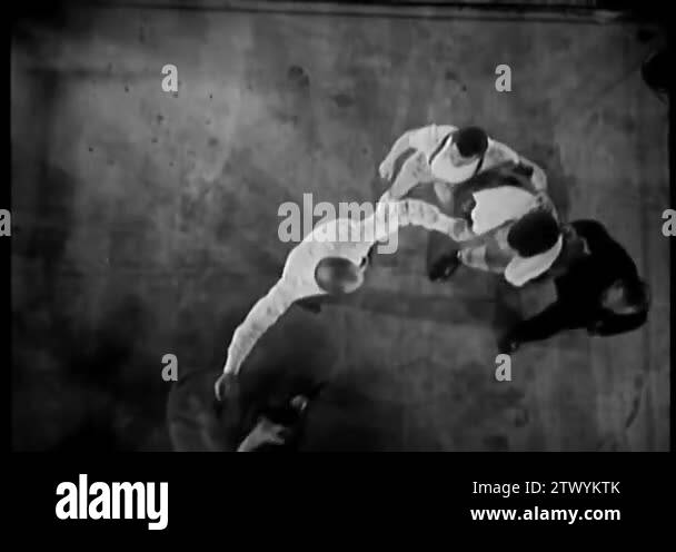 Referee boxers Stock Videos & Footage - HD and 4K Video Clips - Alamy