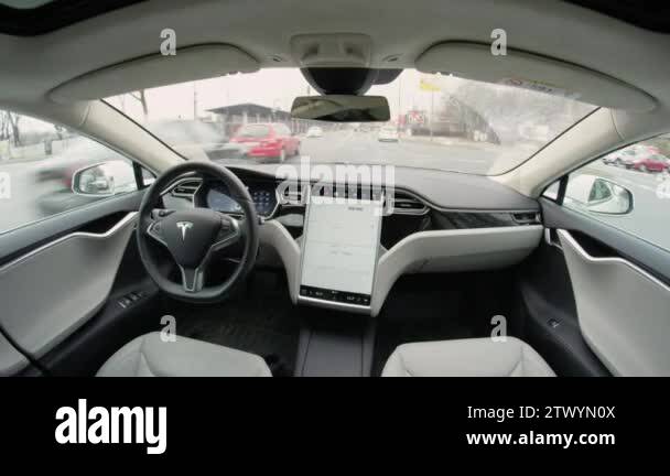 TESLA AUTONOMOUS CAR, MARCH 2017: Fully autonomous self-driving ...