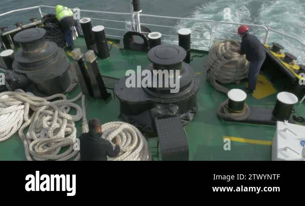 Crew working on oil rig Stock Videos & Footage - HD and 4K Video Clips ...