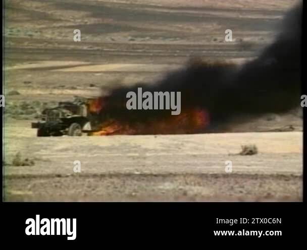 Truck in desert Stock Videos & Footage - HD and 4K Video Clips - Alamy