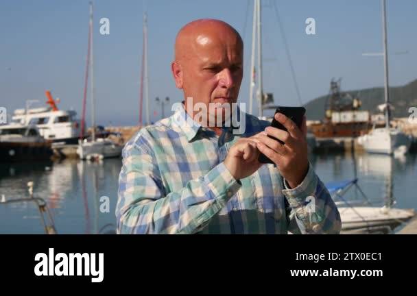 Hand smart watch cell Stock Videos & Footage - HD and 4K Video Clips ...