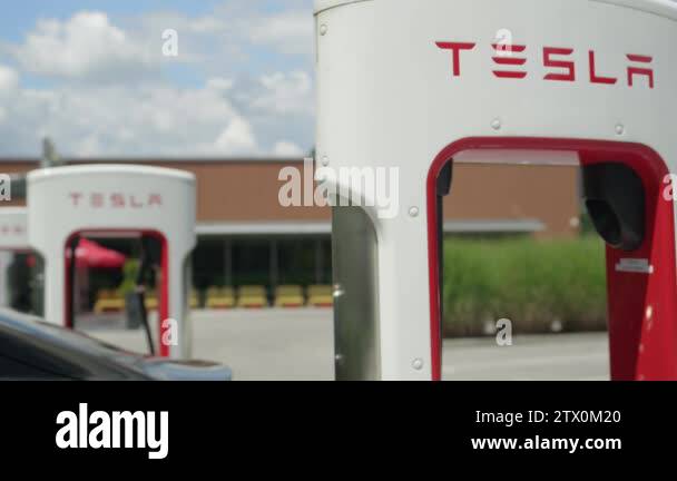 Tesla fast charge Stock Videos & Footage - HD and 4K Video Clips - Alamy