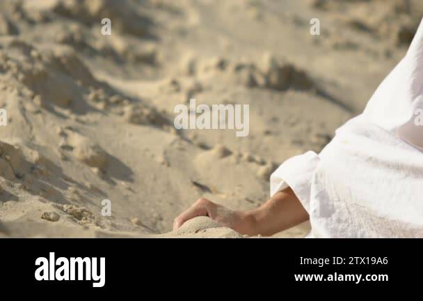 Desert monk Stock Videos & Footage - HD and 4K Video Clips - Alamy
