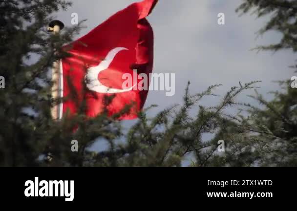 Turk bayragi Stock Videos & Footage - HD and 4K Video Clips - Alamy