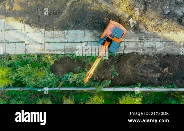 Foundation digging Stock Videos & Footage - HD and 4K Video Clips - Alamy