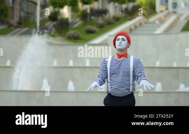 Invisible street artist Stock Videos & Footage - HD and 4K Video Clips ...