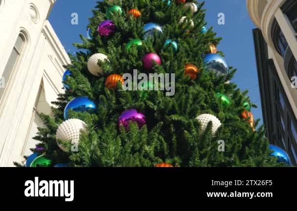 15 object balls Stock Videos & Footage - HD and 4K Video Clips - Alamy