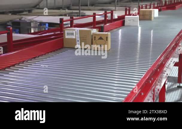 Conveyor belt sorting Stock Videos & Footage - HD and 4K Video Clips ...