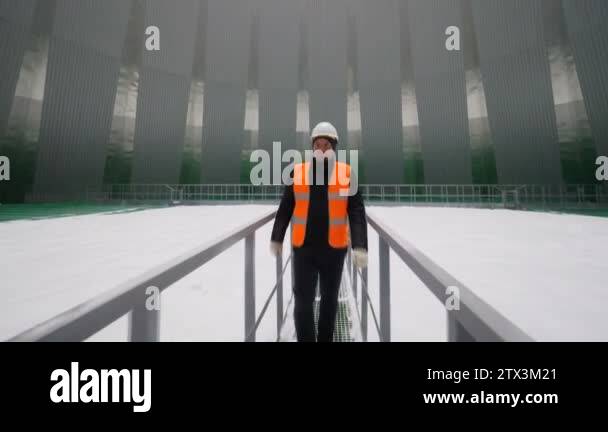 Inside tower bridge Stock Videos & Footage - HD and 4K Video Clips - Alamy