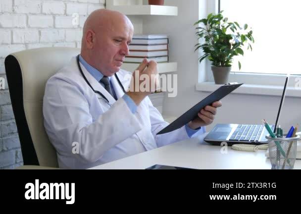 Tests doctor Stock Videos & Footage - HD and 4K Video Clips - Alamy