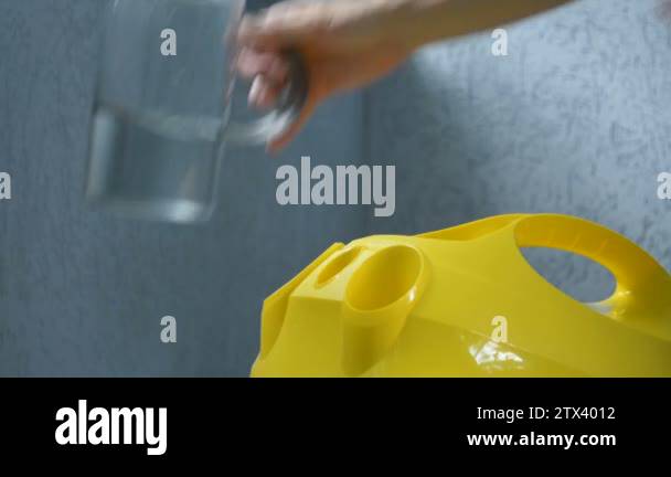Water using device Stock Videos & Footage - HD and 4K Video Clips - Alamy
