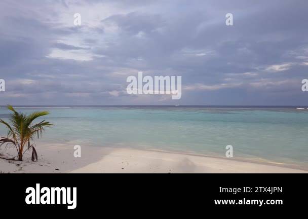 Gorgeous view of Indian Ocean, Maldives. White sand coast line ...