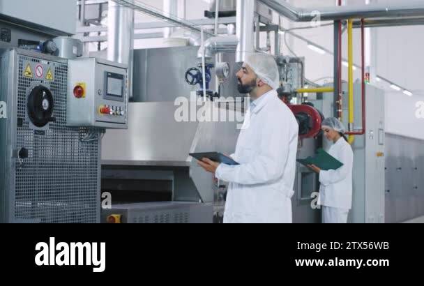 Factory maps Stock Videos & Footage - HD and 4K Video Clips - Alamy