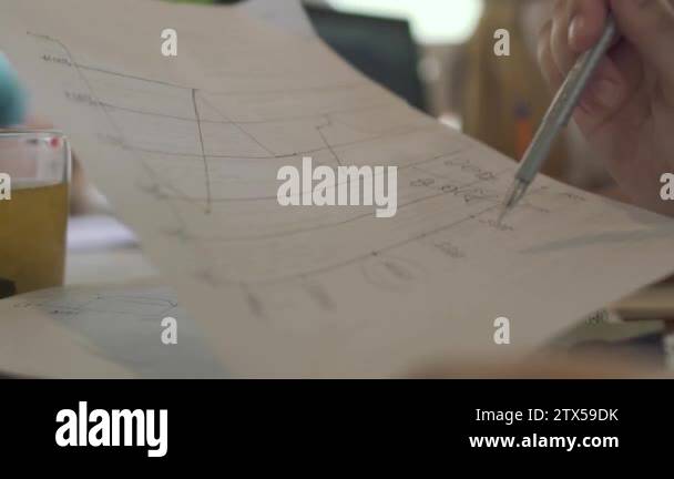 Figure drawing graph Stock Videos & Footage - HD and 4K Video Clips - Alamy