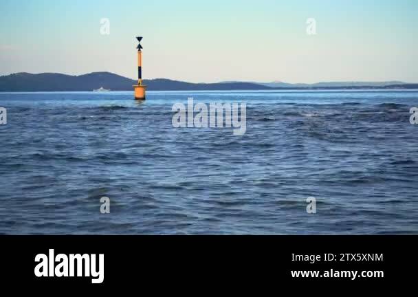Cardinal beacon Stock Videos & Footage - HD and 4K Video Clips - Alamy