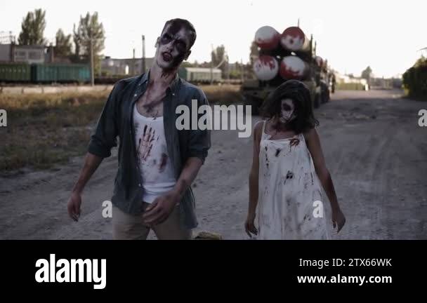 Creepy ghost town Stock Videos & Footage - HD and 4K Video Clips - Alamy