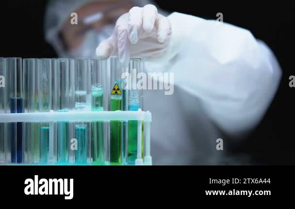 Radioactive sample Stock Videos & Footage - HD and 4K Video Clips - Alamy