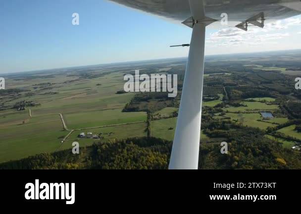 Swing wing aircraft Stock Videos & Footage - HD and 4K Video Clips - Alamy