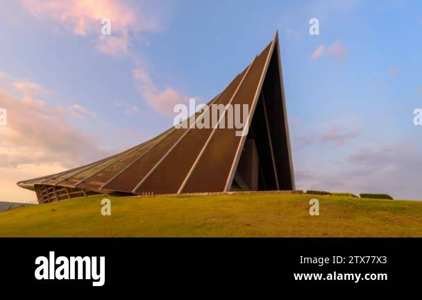 Prince mahidol hall Stock Videos & Footage - HD and 4K Video Clips - Alamy