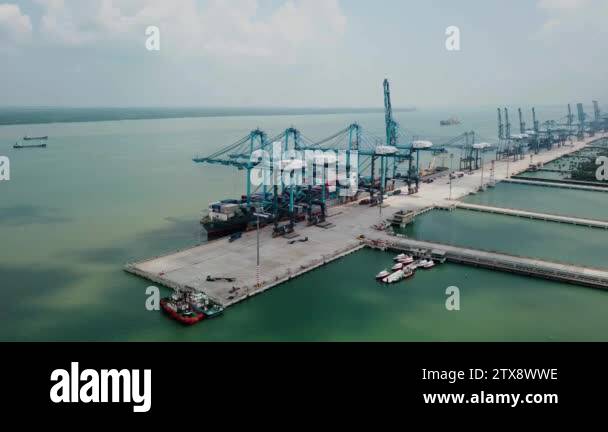 Largest container ports Stock Videos & Footage - HD and 4K Video Clips ...
