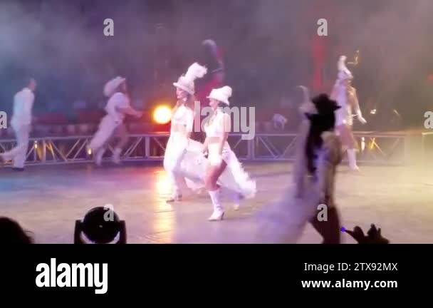 Farewell show Stock Videos & Footage - HD and 4K Video Clips - Alamy