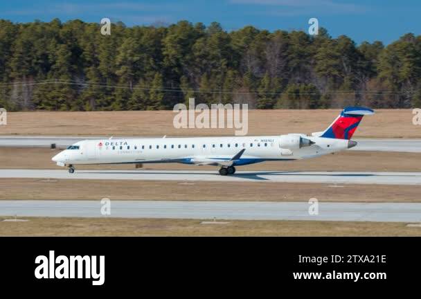 Delta Connection CRJ700 Regional Jet Airliner Close-up Taxiing at ...