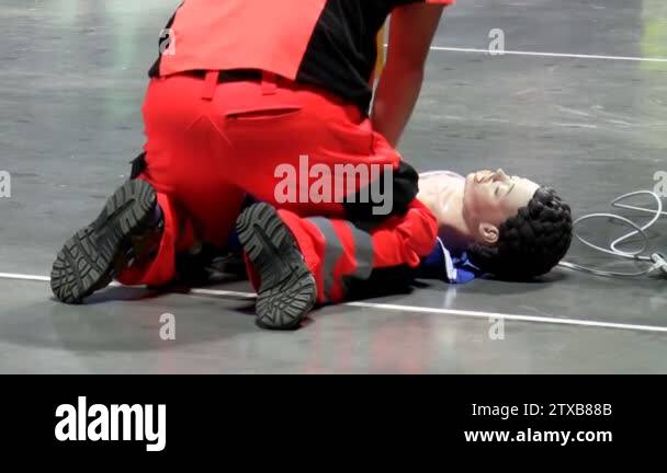 Paramedic uniform Stock Videos & Footage - HD and 4K Video Clips - Alamy